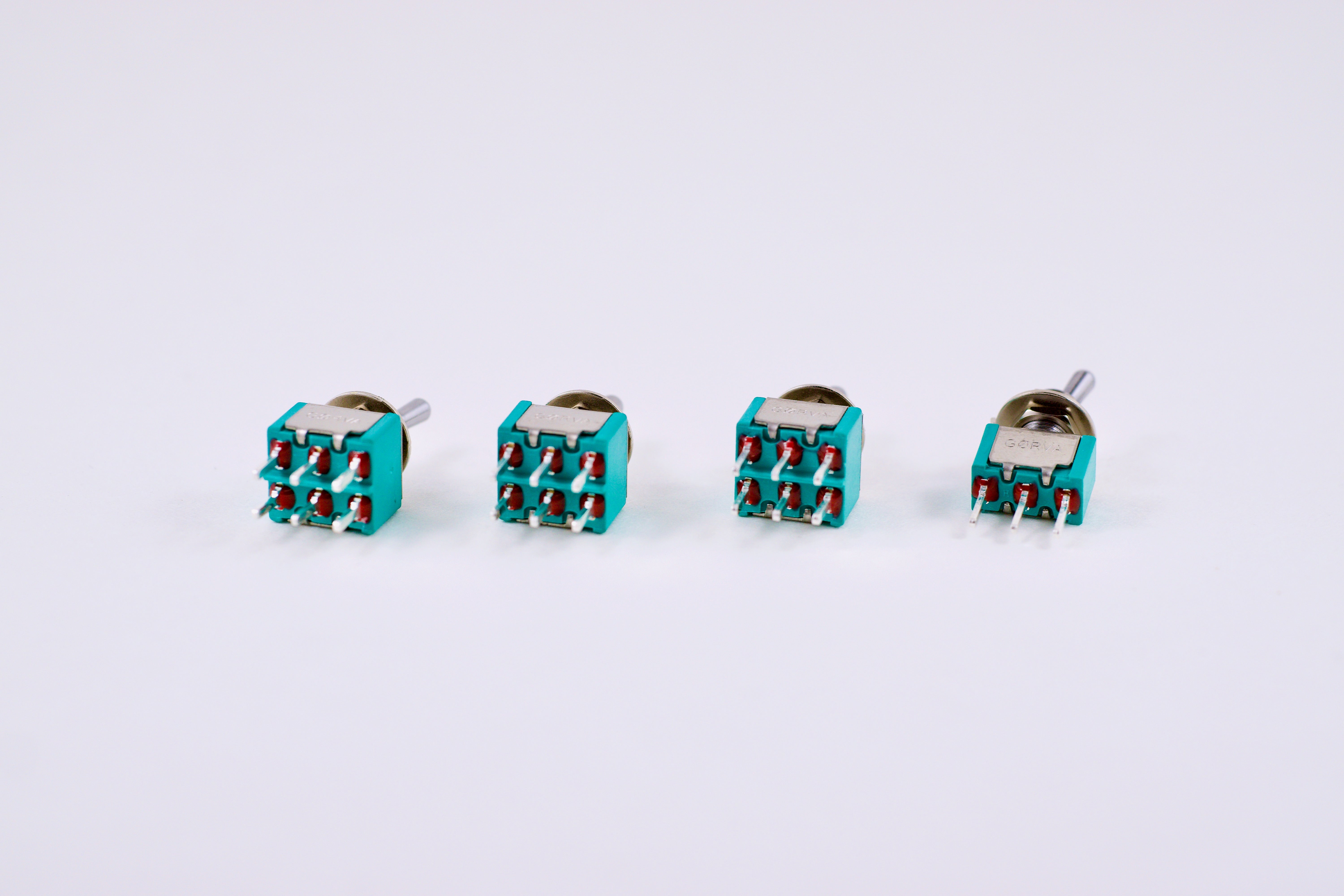 Basculer Mini PCB Pin – GØRVA design